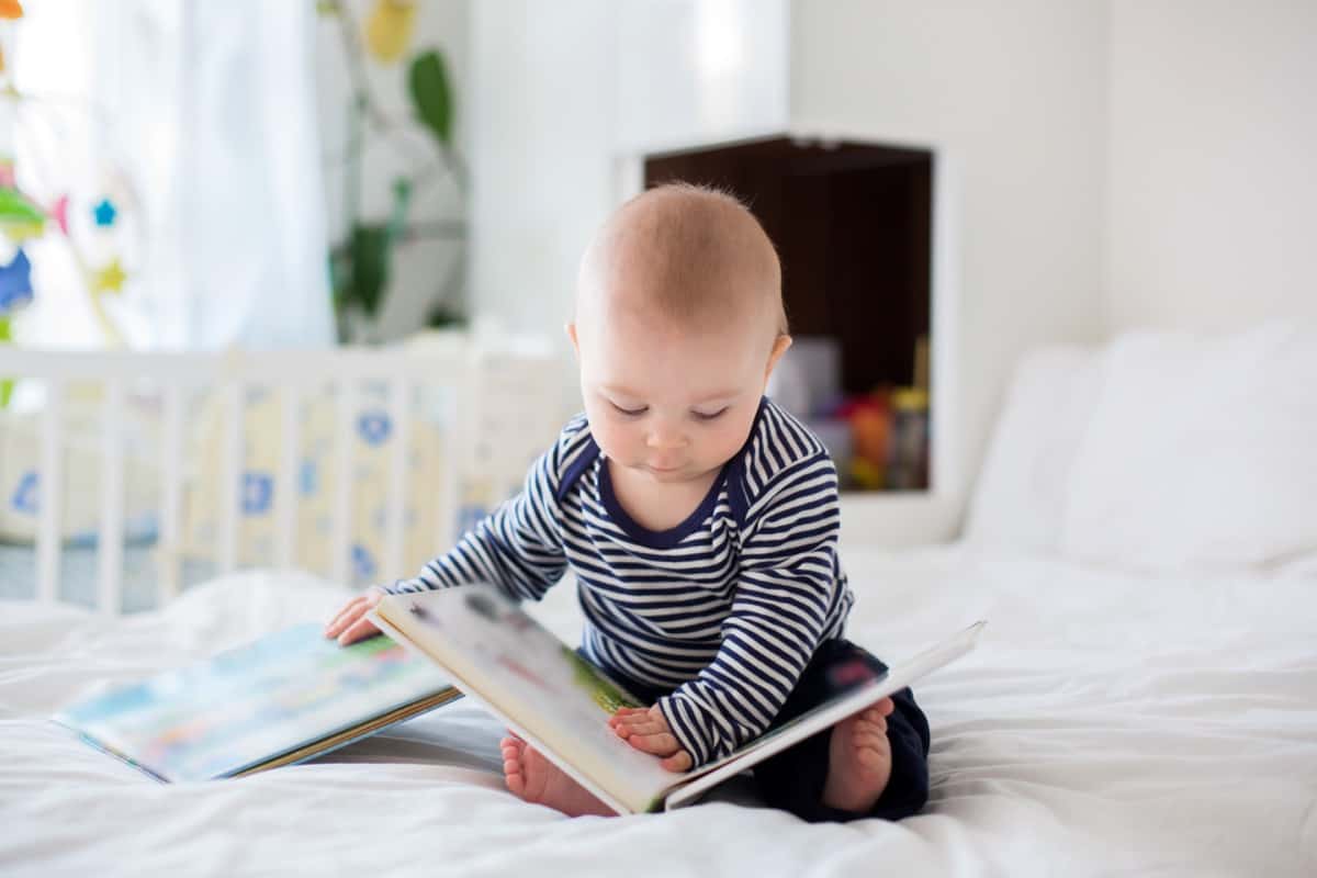 8 Great Books To Read To Babies Newy With Kids 8 Great Books To Read To Babies Newy With Kids