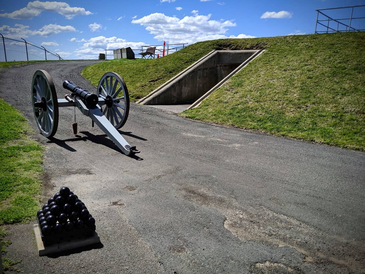 Visit Fort Scratchley for History, Tunnels & Views - Newy with Kids