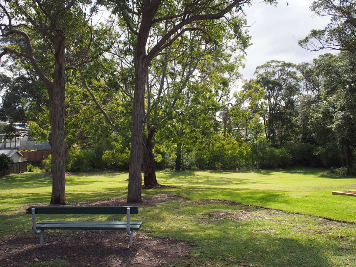 Coldstream Crescent Playground in Rankin Park: One for Timber ...