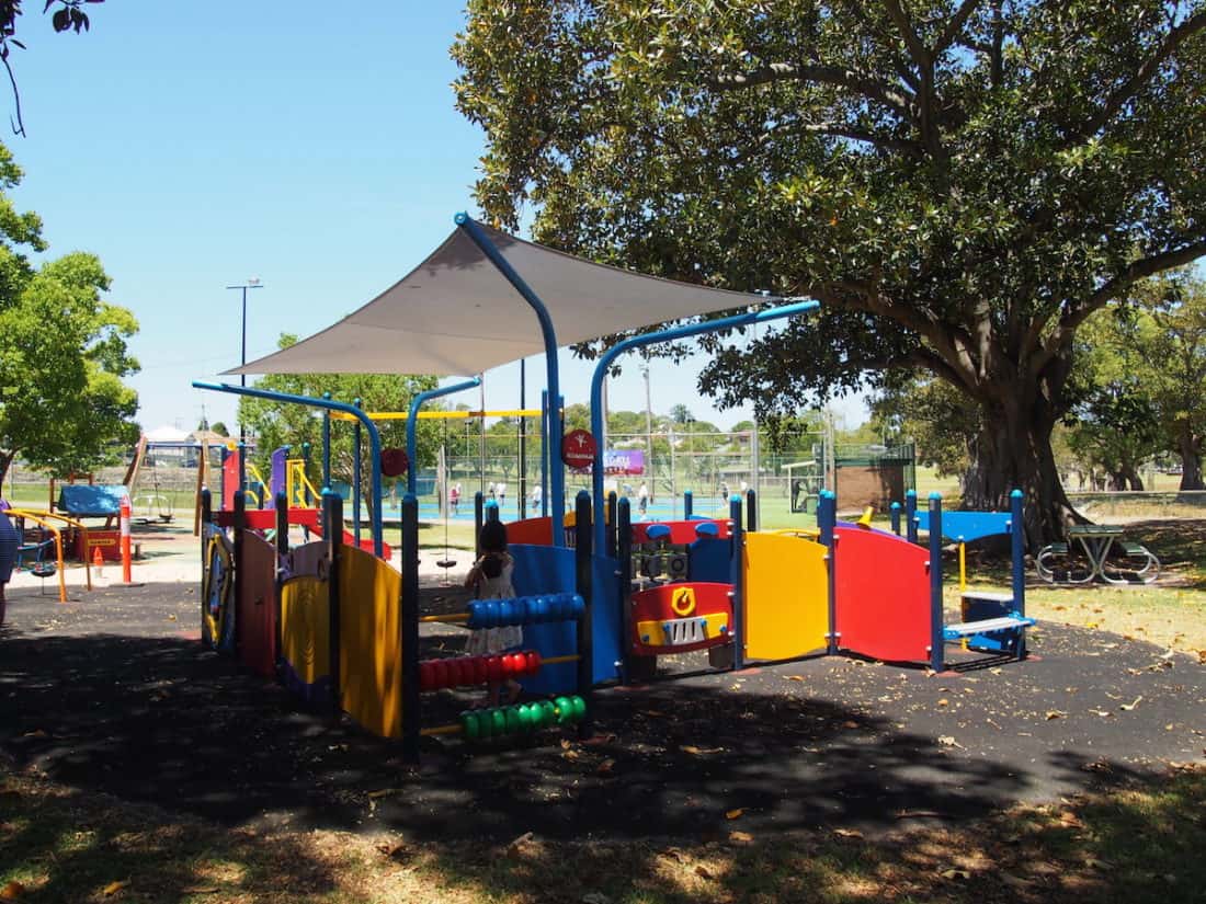 Lambton Park: Picnics, Pool & a Fun Playground