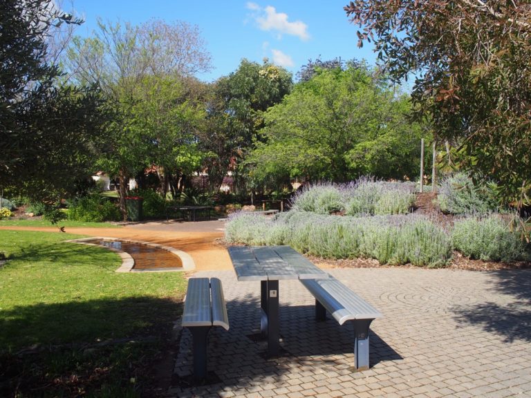 Family Fun: 10 Amazing Things to Do in Dubbo With Kids - Newy with Kids