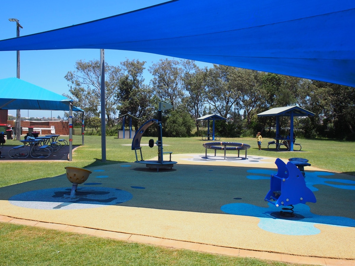 Swim at Stockton Pool - Newy with Kids