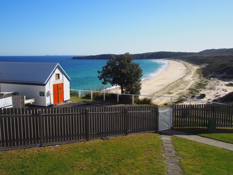 Seal Rocks: Lighthouse, Beaches & Nature - Newy with Kids