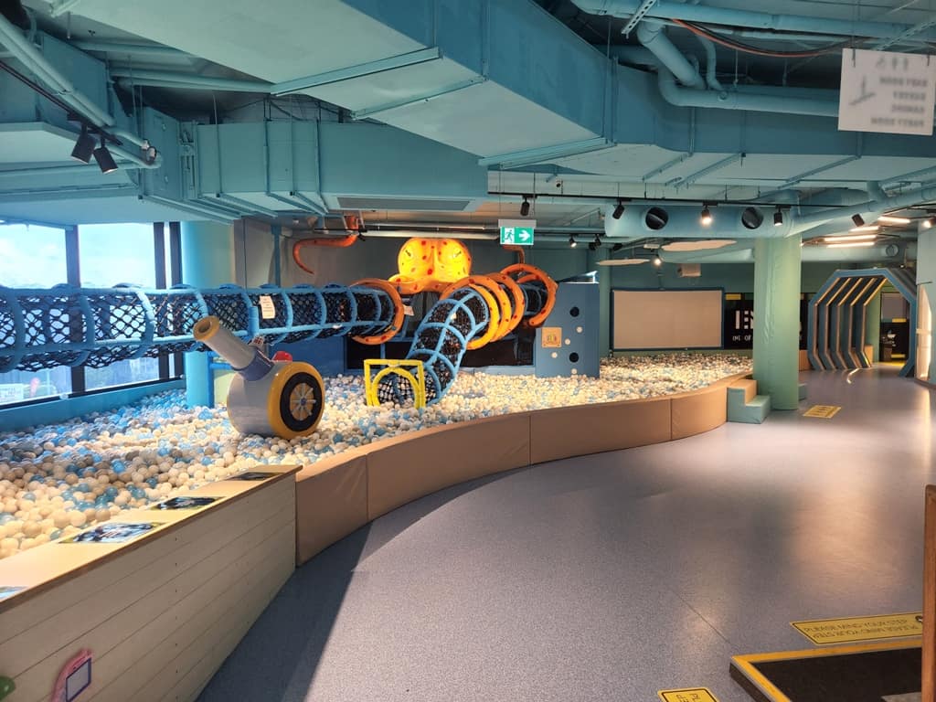 Take the Kids for Indoor Play or Drop and Shop at EMF jnr, Westfield ...