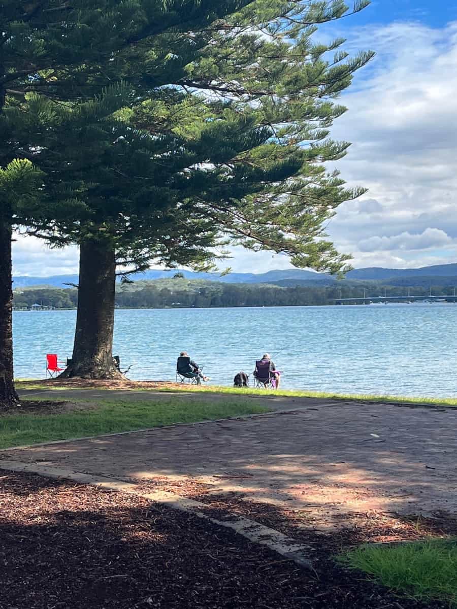 Great Views & a Lakeside Playground at Bolton Point Park - Newy with Kids