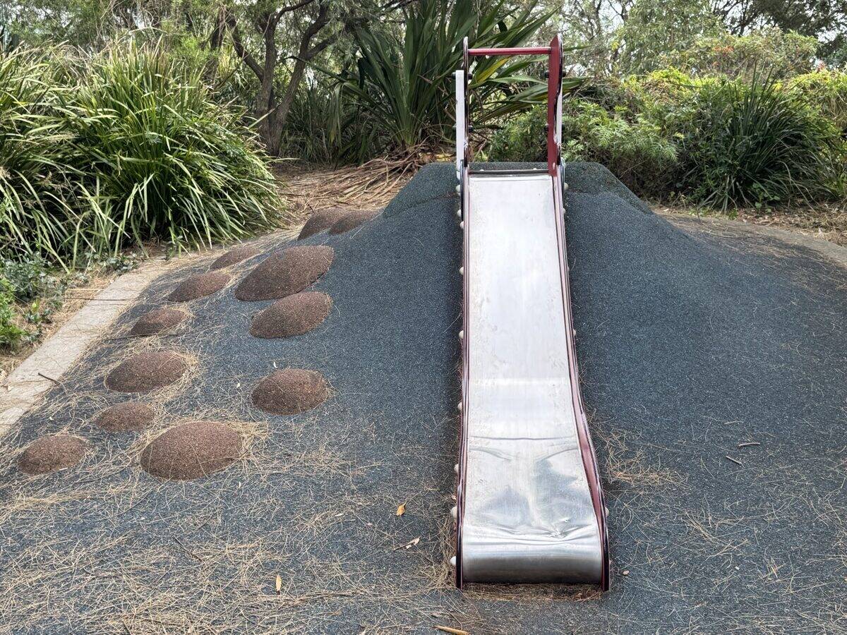 Enjoy Play With Lake Views at Toronto Foreshore Playground - Newy with Kids