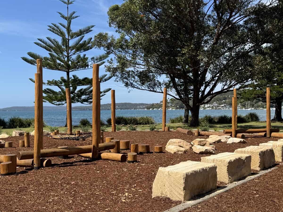 Rathmines Park: Enjoy this Plane-Themed Playground With Lake Views ...