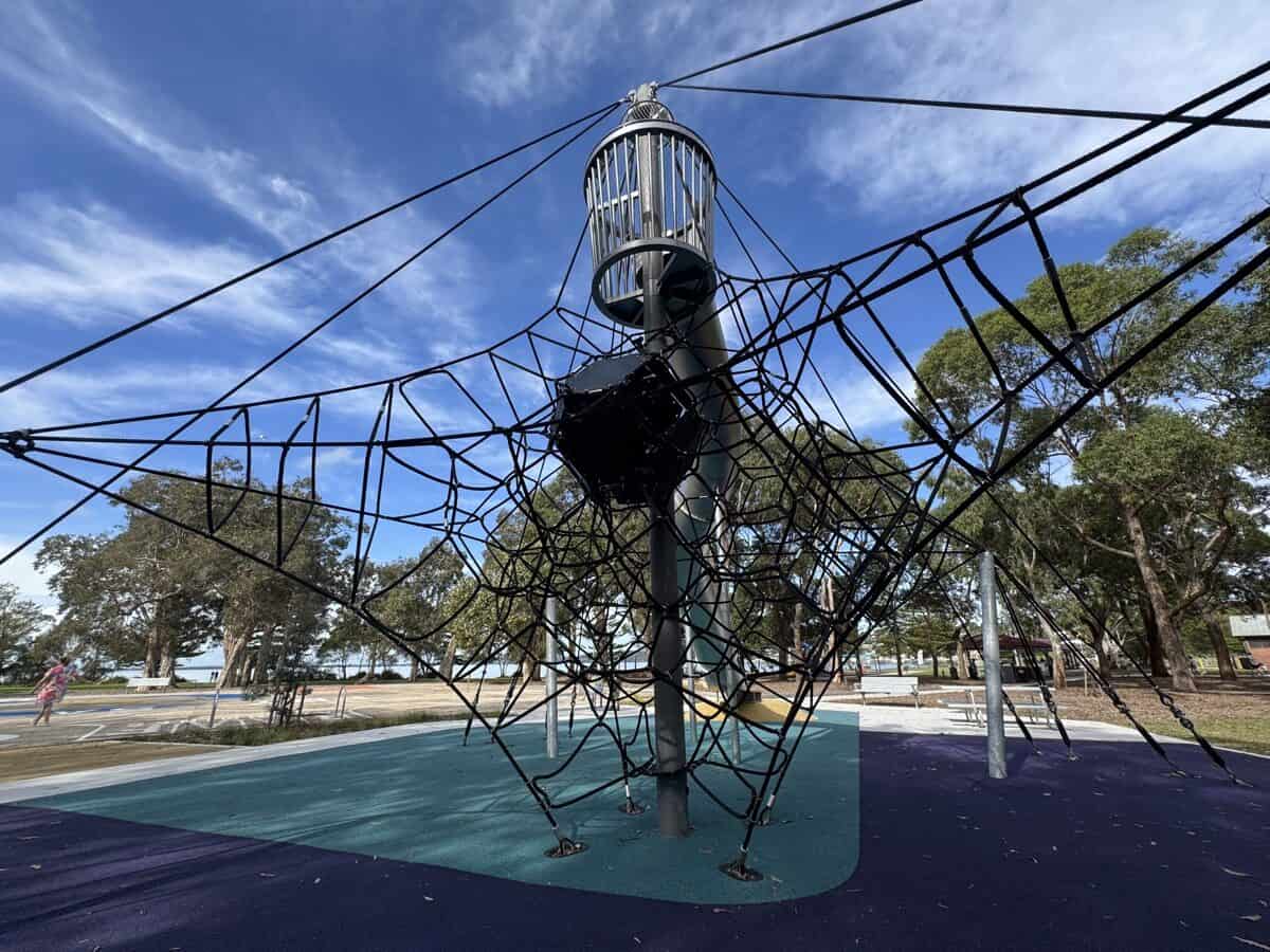 Rathmines Park: Enjoy this Plane-Themed Playground With Lake Views ...