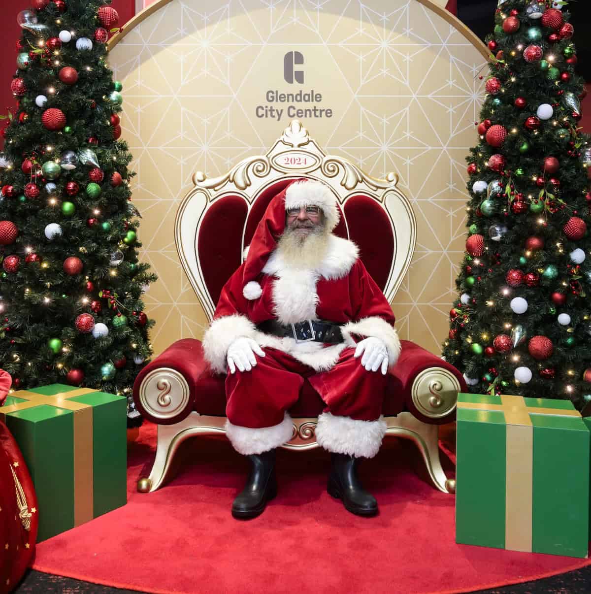 Experience the Magic of Christmas at Glendale City Centre! - Newy with Kids